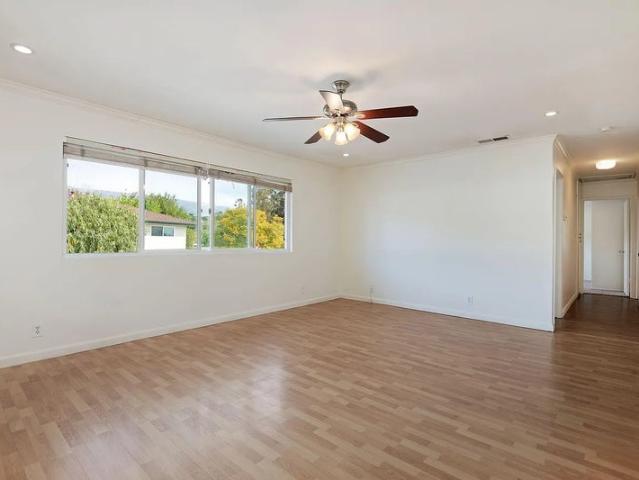 Welcome to easy coastal living in the heart of Gol