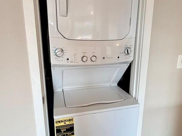 Welcome to Edge Apartments! 1 Bedroom Apartment for Rent at 2517 Thorndyke Ave W, Seattle, WA 98199 Southeast Magnolia