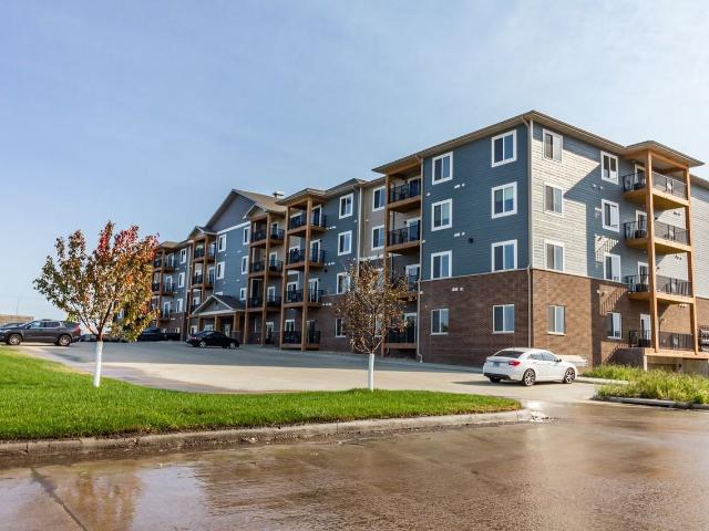Welcome to Huntington Village 2 Bedroom Apartment for Rent at 3600 S Grand Slam Ave, Sioux Falls, SD 57110