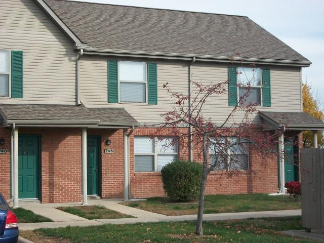 Welcome to Jefferson Crossing Townhomes 2 Bedroom Apartment for Rent at 800 N Dixon Rd, Kokomo, IN 46901