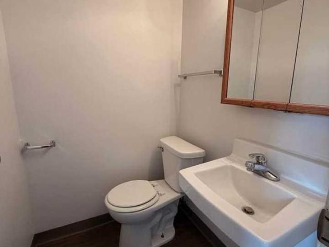 Welcome to Jefferson Crossing Townhomes 2 Bedroom Apartment for Rent at 800 N Dixon Rd, Kokomo, IN 46901