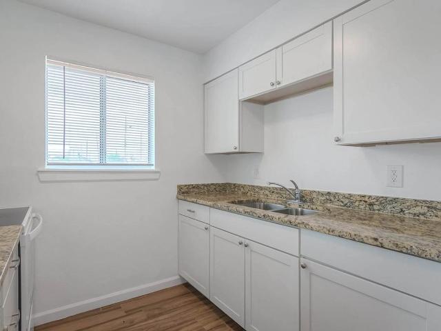 Welcome to La Puerta Del Sol 1 Bedroom Apartment for Rent at 8740 Gateway North Blvd, El Paso, TX 79904 Angel's Triangle