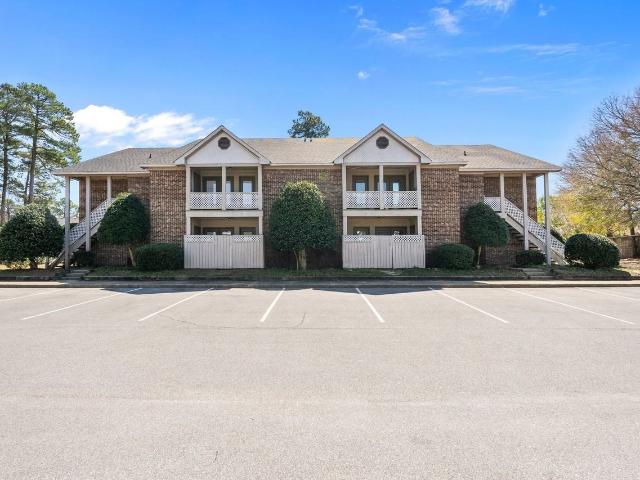 Welcome to Laketree Apartments – A Place to Call Home! 2 Bedroom Apartment for Rent at 405 Tolbert Ct, Spring Lake, NC 28390 Pine Forest
