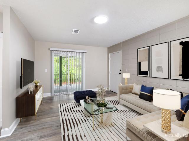 Welcome to Swan Lake Apartments – Comfortable Living in the Heart of Sumter!