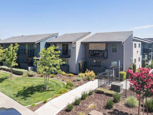 Welcome to The Landmark Apartments—Your New Home Awaits 1 Bedroom Apartment for Rent at 1720 S Hutchins St, Lodi, CA 95240