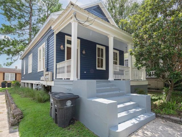 welcome to this move in ready 1 Bed Bath Home in B
