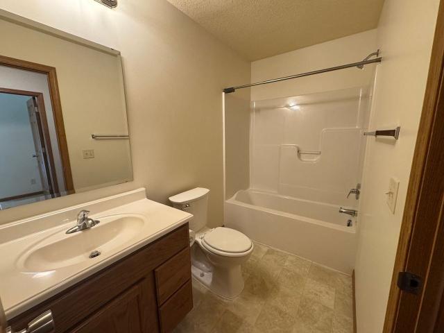 Welcome to Tippe River Downs 2 Bedroom Apartment for Rent at 2630 Tippe Downs Dr, Warsaw, IN 46582