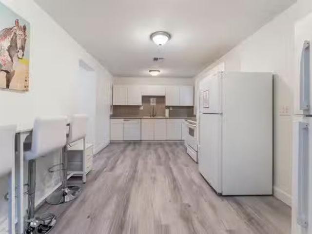 Welcome to Your Cozy North Las Vegas Retreat with a Lovely Pat.