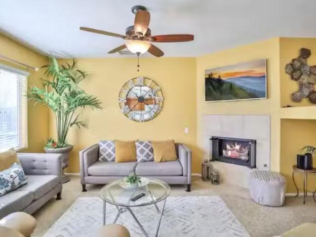 Welcome to Your Oasis in Desert Hot Spring. Apartments in De.