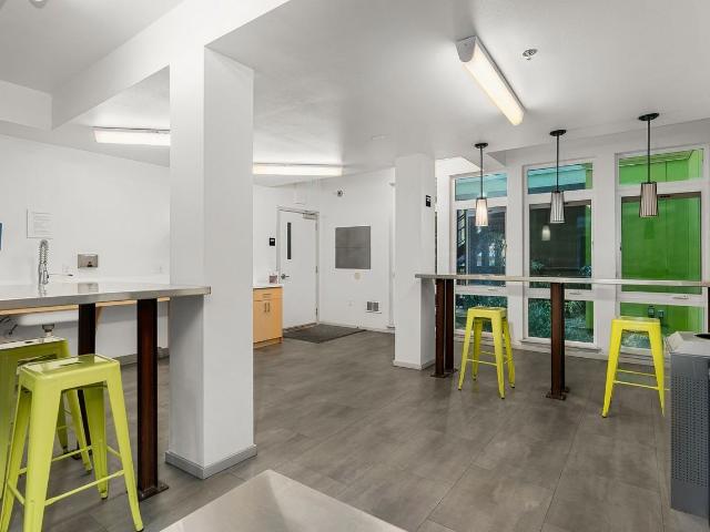 Welcome to 1806 23rd Ave — Modern Living in the Heart of Seattle’s Central District Studio Apartment for Rent at 1806 23rd Ave, Seattle, WA 98122 Mann