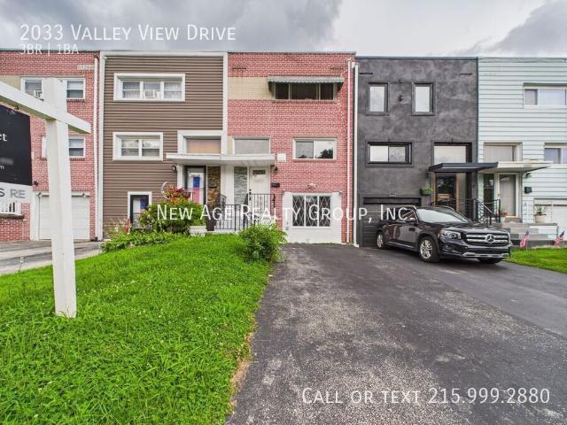 Welcome to 2033 Valley View Drive in Folcroft!