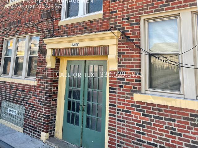 Welcome to 3456 W. 117th St!