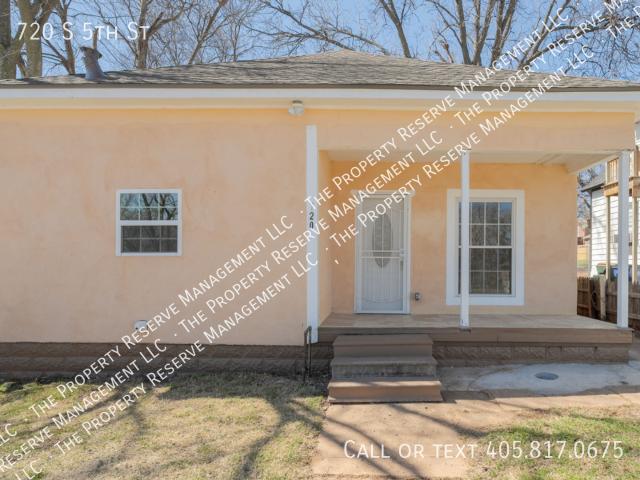 Welcome to 720 S 5th St! RENT TO OWN 3bed 2 bath!