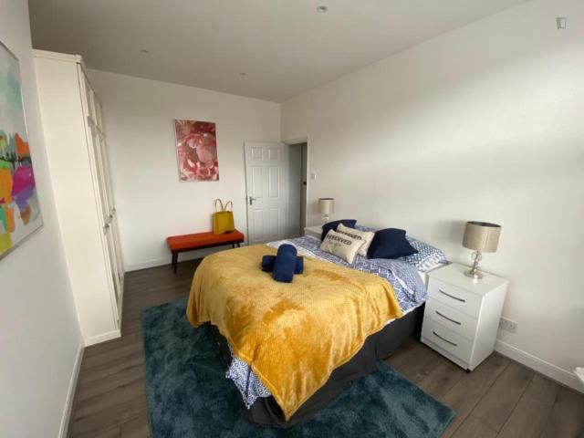 Welcoming 1 bedroom apartment near the Kilburn tube Has an Apartment