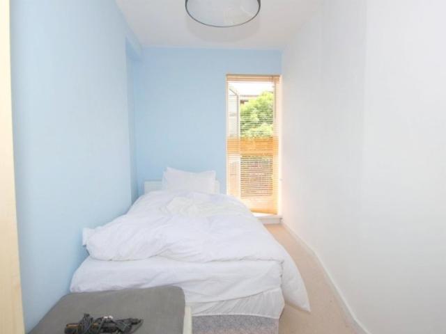 Welcoming bedroom in Chelsea Has a Room