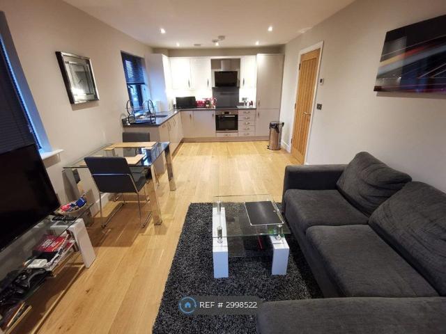 Weldale Street, Reading RG1, 1 bed flat to rent, £1,400 pcm | PrimeLocation