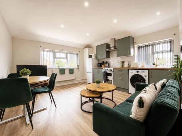 Weldon Road, Marston, Oxford. 1 bed flat to rent £1,600 pcm £369 pw