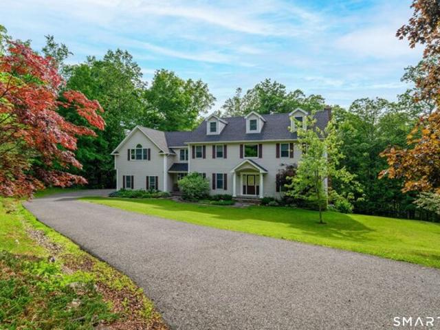Weldon Woods Rd, New Fairfield, Home For Sale