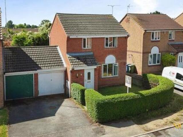 Welham Grove, Retford, 3 Bedroom Link