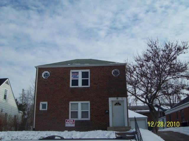 Well maintained _Single Bedroom _Upstairs Duplex A