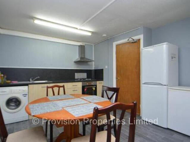 Well Close Rise, City Centre, 4 Bedroom Town