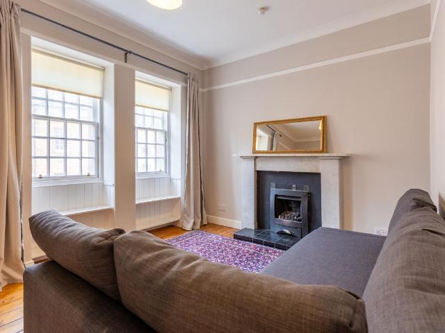 Well Court, Dean Village, Edinburgh EH4, 1 bed flat to rent, £1,350 pcm | PrimeLocation