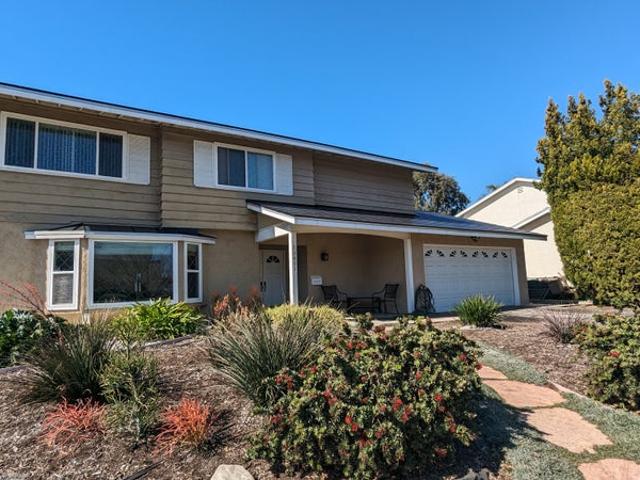 Well kept home. Utilities included. No lease