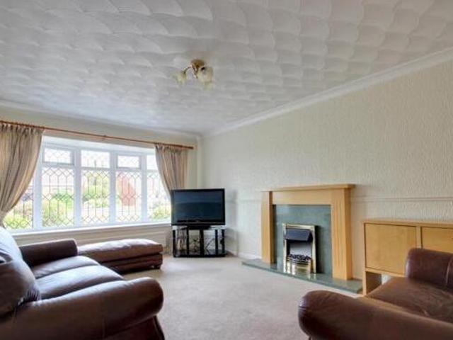 Well Lane, Willerby, 2 Bedroom Semi detached