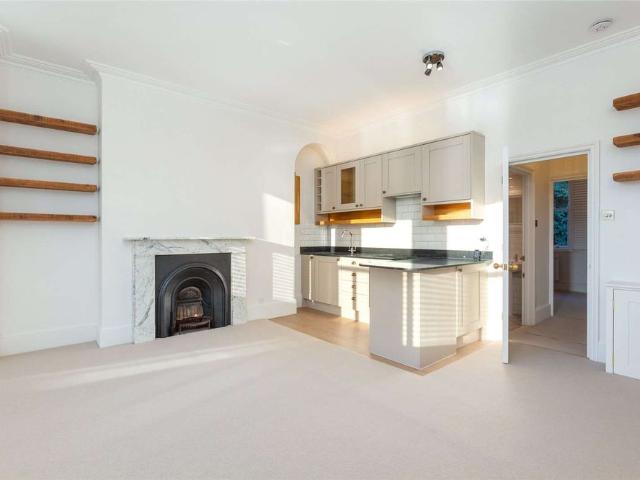 Well presented one bedroom apartment in a prime Tunbridge Wells location