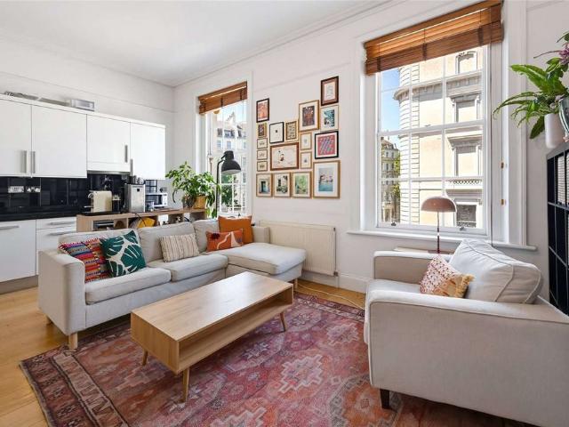 Well presented one bedroom property in the heart of South Kensington