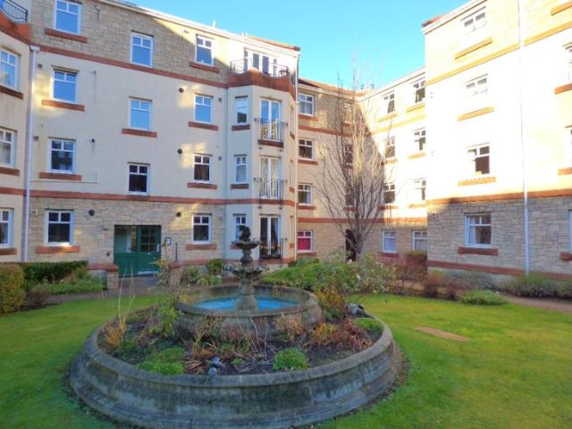 Well presented second floor apartment within sought after location. Presented to the market fully furnished this two double bedroom property benefits from landscaped gardens and residents parking