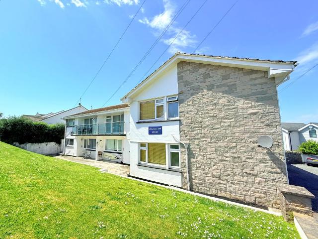 Well Way, Newquay TR7, 2 bed flat to rent, £1,200 pcm | PrimeLocation