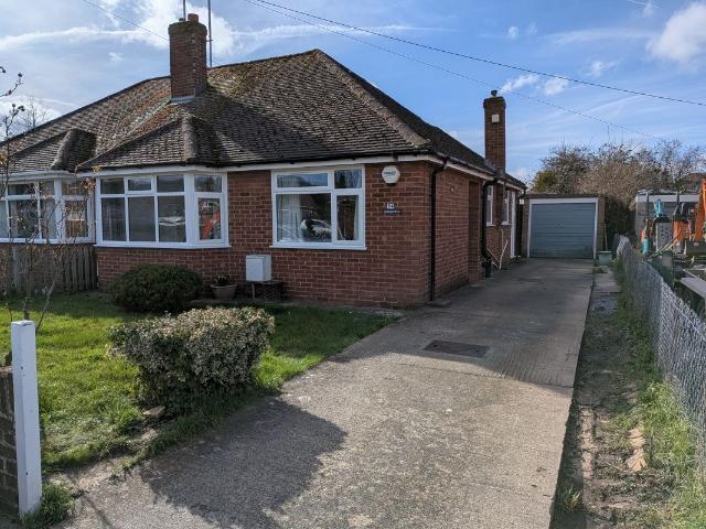 Welland Drive, Cheltenham GL52, 2 bed bungalow to rent, £1,400 pcm | PrimeLocation