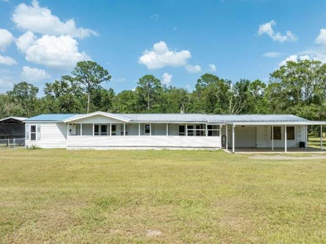 1607 st Dr, Wellborn, FL 32094