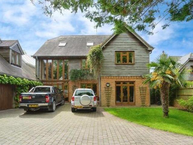 Wellgreen Lane, Kingston, 6 Bedroom Detached