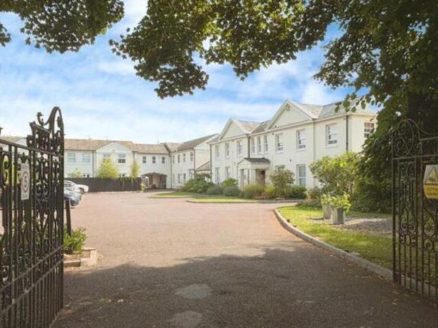 Wellesbourne House, Walton Road, 1 Bedroom Flat