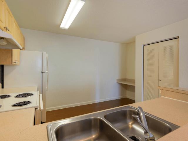 Wellesley Apartments 1 Bedroom Apartment for Rent at 8775 Wellesley Lake Dr, Orlando, FL 32818