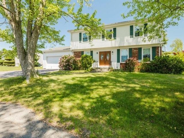Wellesley Dr, Somerset, Home For Sale