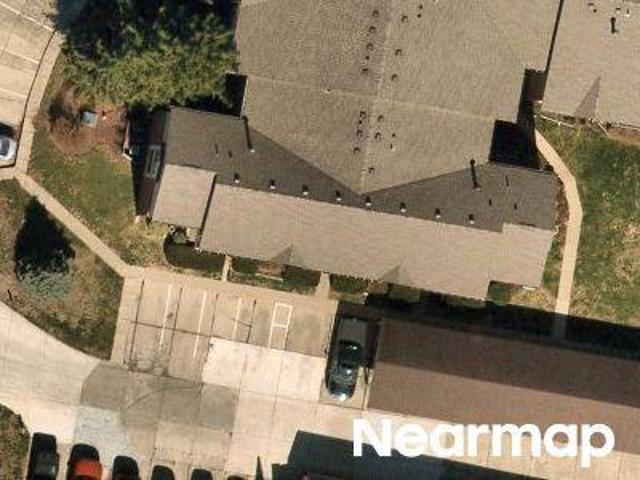 Wellesley Ln Apt 2a