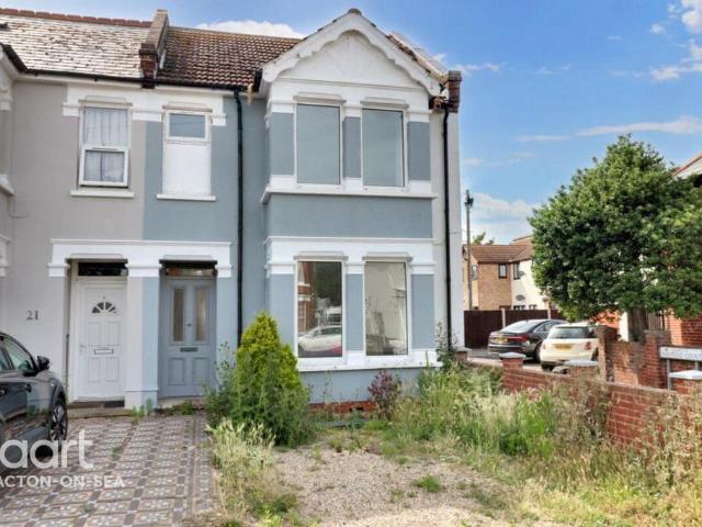 Wellesley Road, Clacton on sea 4 bed end of terrace house to rent £1,950 pcm £450 pw
