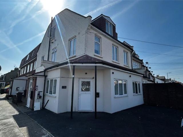 Wellesley Road, Clacton On Sea, Essex CO15, 1 bed flat to rent, £800 pcm | PrimeLocation