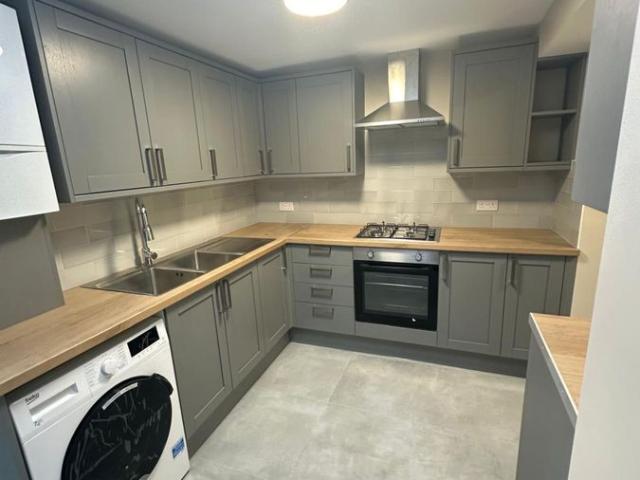 Wellesley Road, Slough SL1, 6 bed terraced house to rent, £4,400 pcm | PrimeLocation