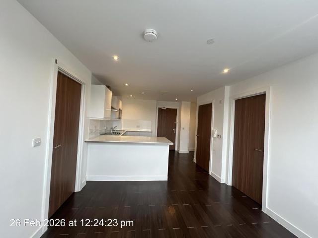Wellesley Road, Sutton SM2, 2 bed flat to rent, £1,600 pcm | PrimeLocation
