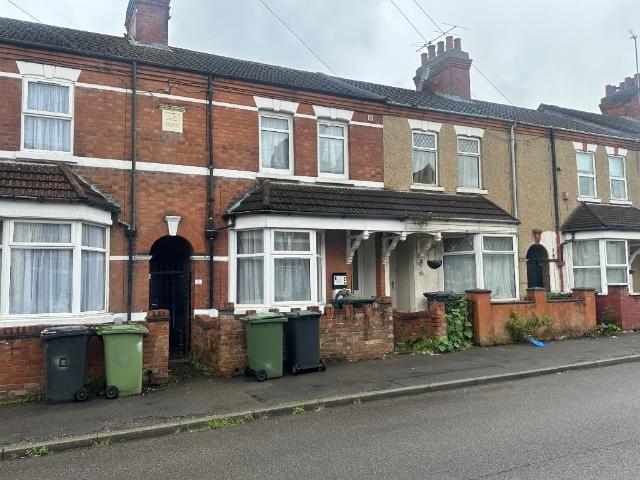 Wellingborough, Wellingborough NN8, 1 bed flat to rent, £750 pcm | PrimeLocation