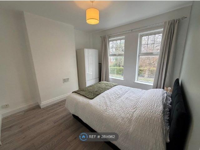 Wellingborough Road, Rushden NN10, Room to rent, £650 pcm | PrimeLocation