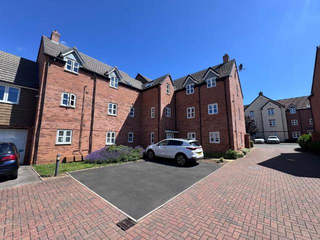 Wellington Avenue. 2 bed flat to rent £1,150 pcm £265 pw