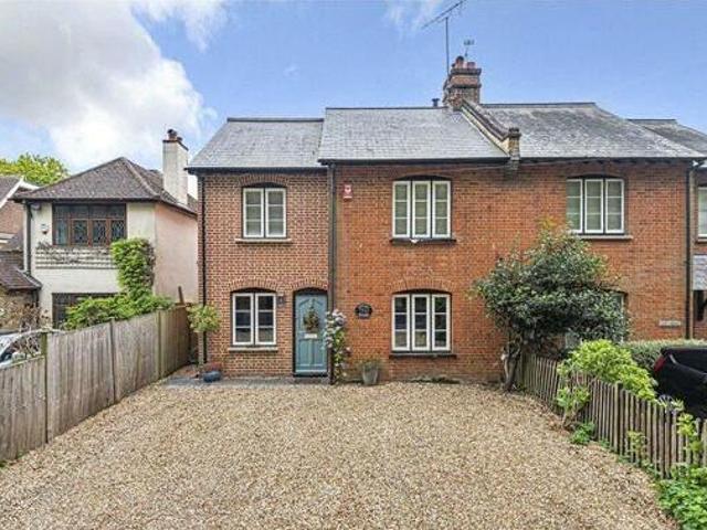 Wellington Avenue, Virginia Water, 4 Bedroom Semi detached