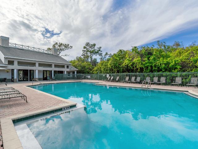 Wellington Apartments 1 Bedroom Apartment for Rent at 2900 Drew St, Clearwater, FL 33759