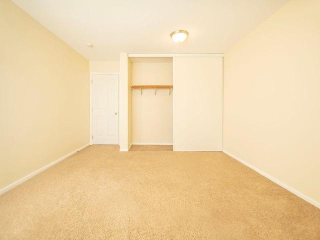 Wellington Apartments 2 Bedroom Apartment for Rent at 17210 County Road 6, Plymouth, MN 55447 Plymouth Wayzata