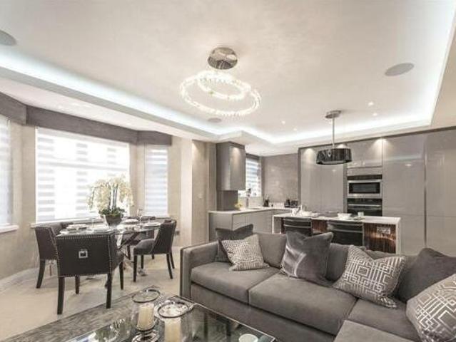 Wellington Court, Wellington Road, 2 Bedroom Apartment